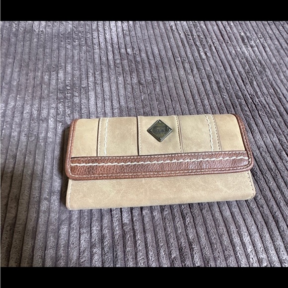 boc | Bags | Boc Bags Bocborn Concept Brown Chocolate Trifold Wallet ...